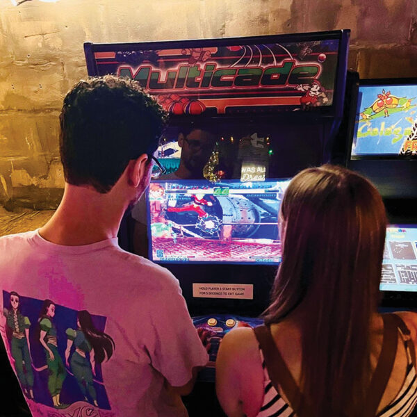 HOME - Social Room Hollywood